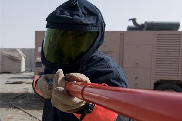The Ultimate Arc Flash Suit Buying Guide – SelectSafety.net