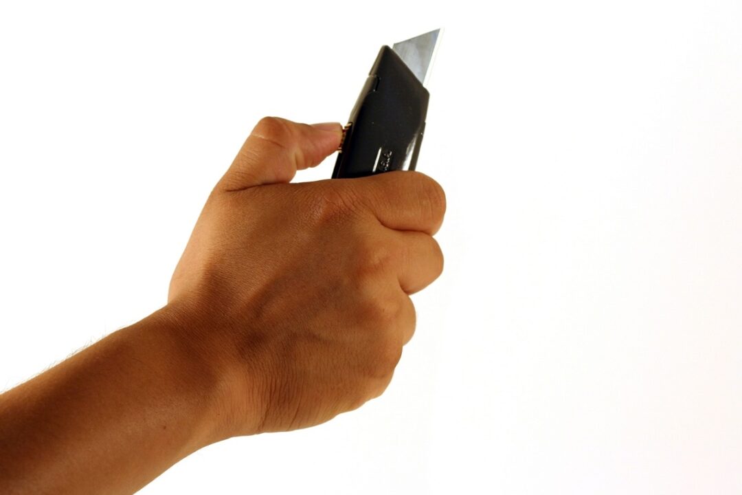 How Do You Use Box Cutters? – SelectSafety.net
