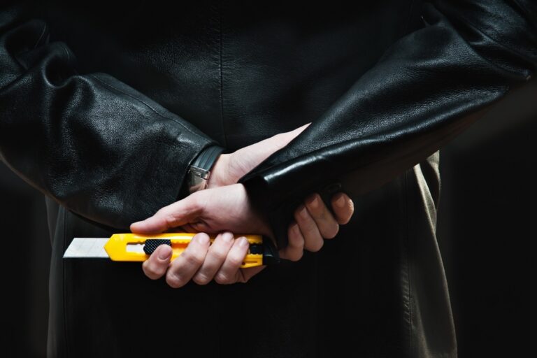 Are Box Cutters Legal SelectSafety are-box-cutters-legal-selectsafety